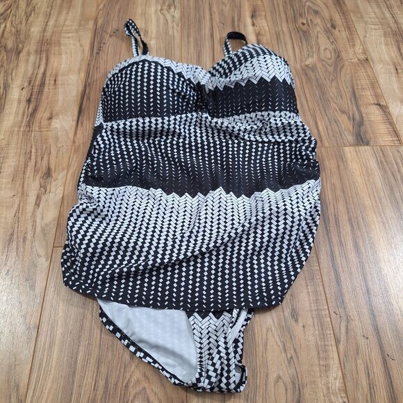 betty's beach | Swim | Bettys Beach Black White Bathing Suit Size 8 ...
